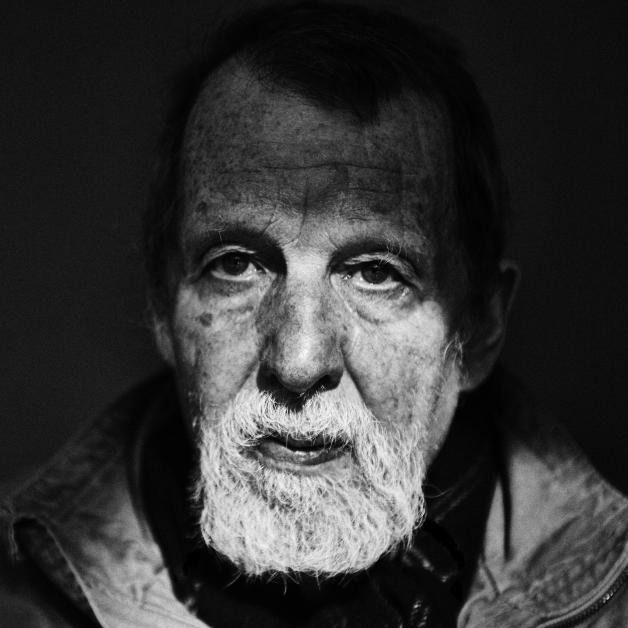 Neuer Bildband würdigt verstorbenen Hamburger Maler Michael Mau