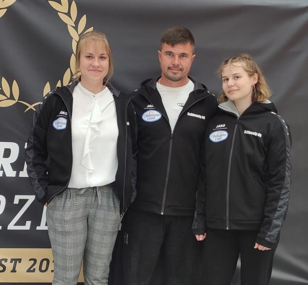 Kraftdreikampf: DM-Silber für Sarah Speer von Schleswig 06