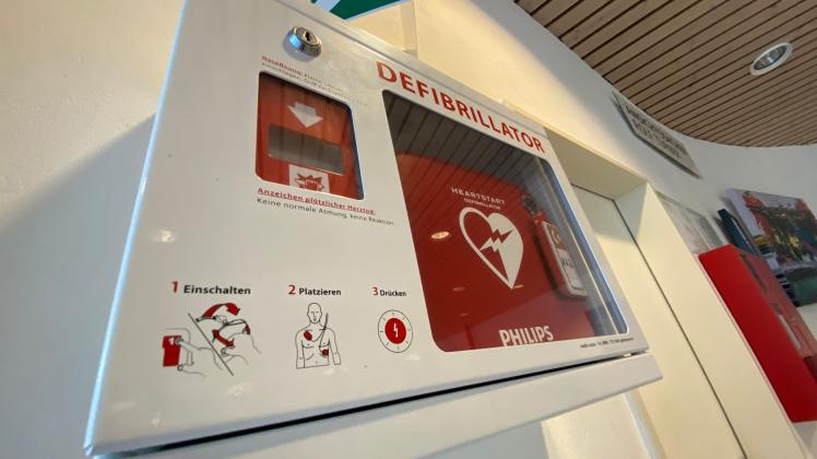 Nach Vorfall: Amt Föhr-Amrum will Bestand der AED prüfen
