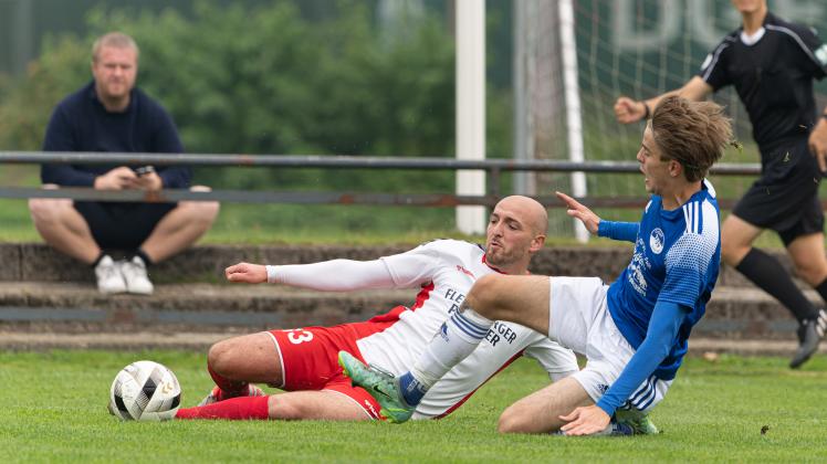 DGF Flensburg und FC Tarp-Oeversee gewinnen die Derbys