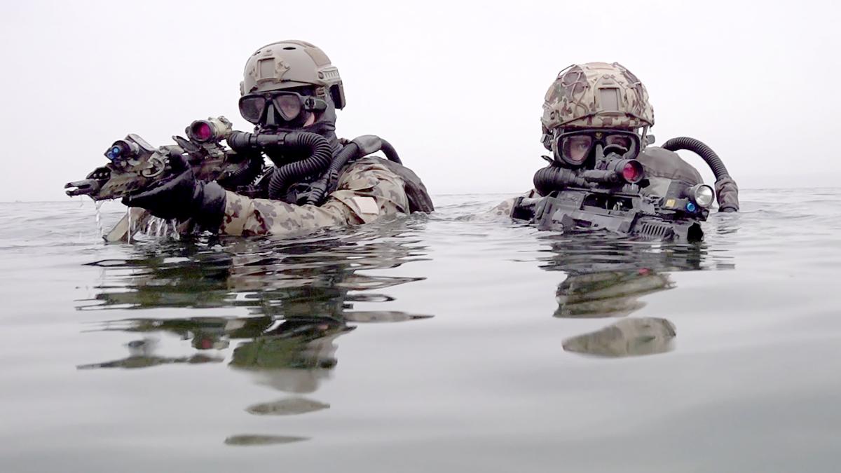 Kommandoübergabe bei Seebataillon und Kommando Spezialkräfte