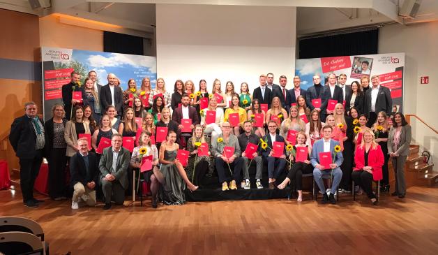 Absolventen der Berufsakademie Melle gut gerüstet für die Zukunft