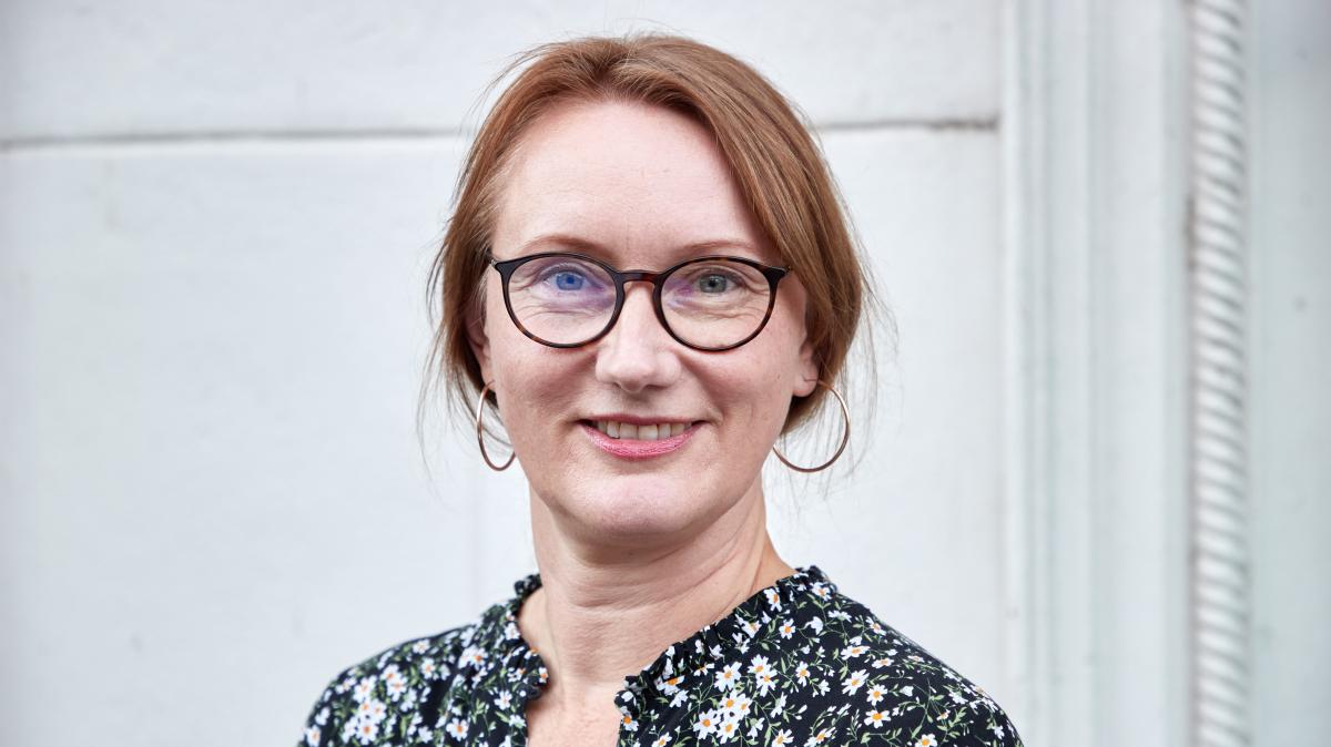 Kristine Bilkaus Roman „Nebenan“ über das Leben auf dem Dorf