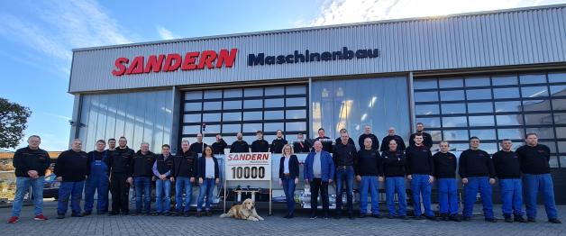 Sandern-Maschinenbau in Geeste liefert die 10.000. Maschine ab