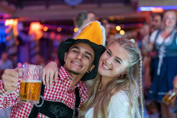 Das Osnabrücker Oktoberfest 2022 im Alando Ballhaus in Bildern