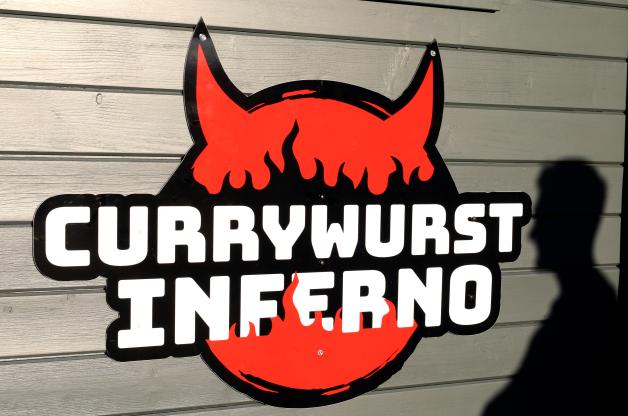 Vorsicht, scharf: Neue Besitzer im Osnabrücker Currywurst-Inferno