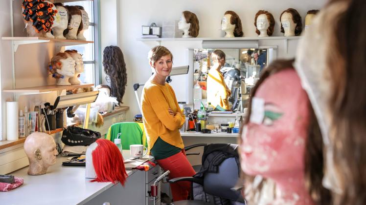 Jahrgangsbeste Maskenbildnerin am Theater Osnabrück