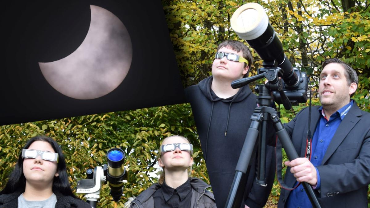Rendsburg: BBZ-Schüler gucken Sonnenfinsternis mit Profiequipment