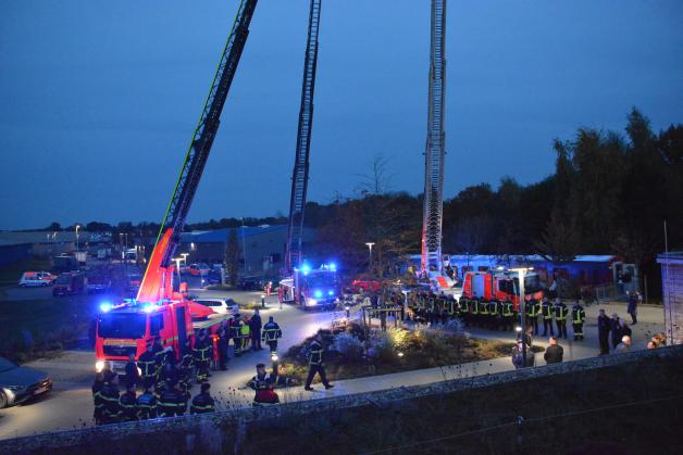 Reporter-Legende Peter Wüst Feuerwehr-Medaille geehrt