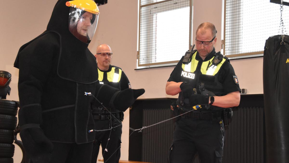 So oft haben Polizisten bei Einsätzen bereits den Taser gezogen