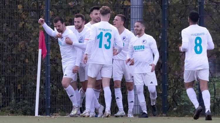 Fußball-Landesliga: VfR Neumünster verteidigt die Tabellenspitze