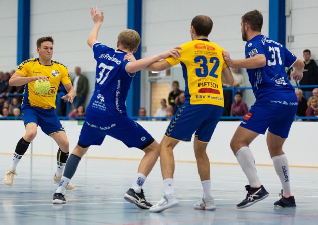 Handball: Eickener SV verliert bei HSG Hunte-Aue Löwen, HSG-Remis