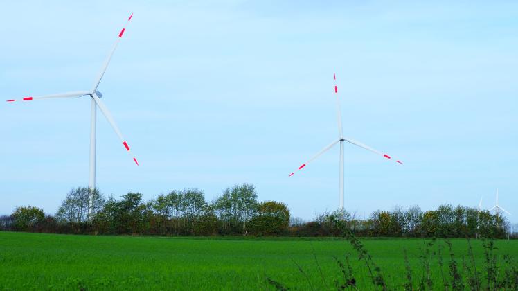Twedt will Strom aus Windkraft und Sonnenenergie kombinieren