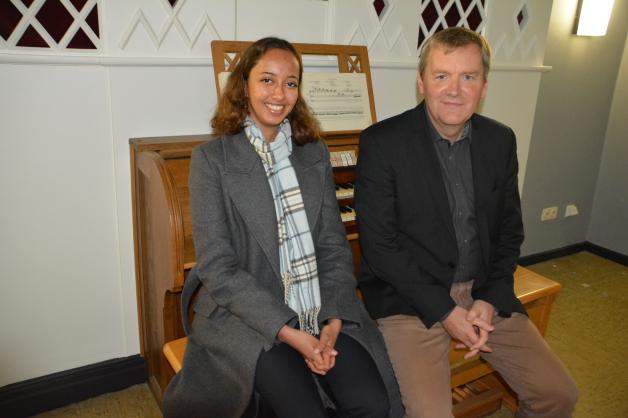 Niebüll: Junge Nordfriesin möchte eine alte Orgel retten