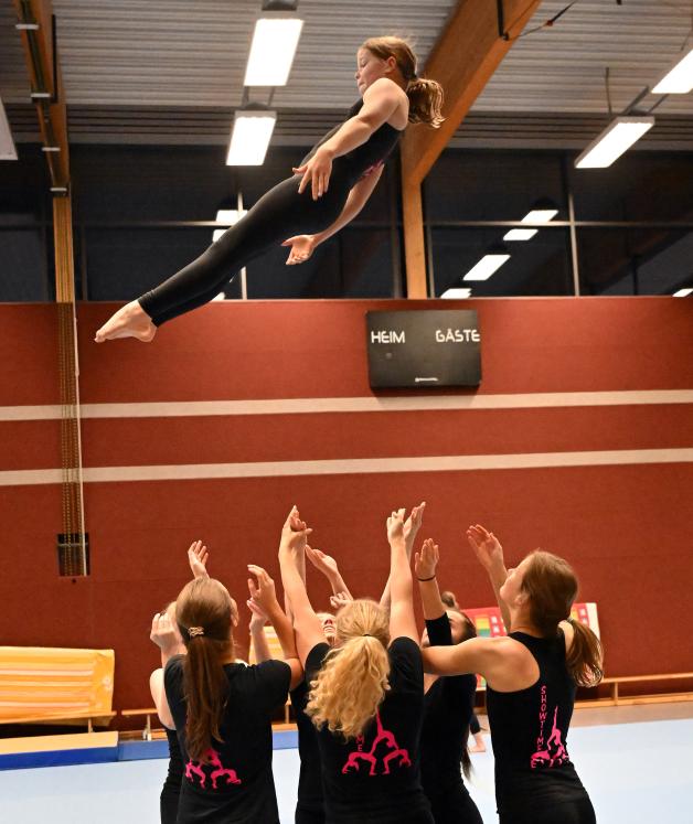 Außergewöhnliche Leidenschaft: Lisa Gerritsen ist Showakrobatin