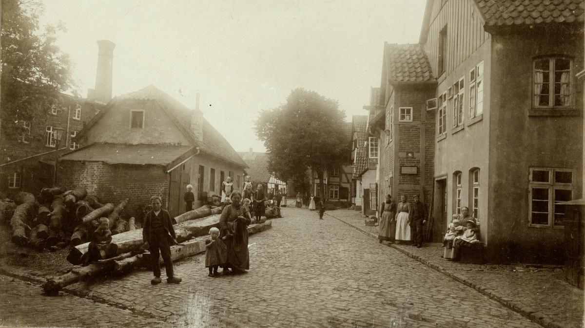 Michael Gottlieb präsentiert Fotos von Bramsche vor 100 Jahren