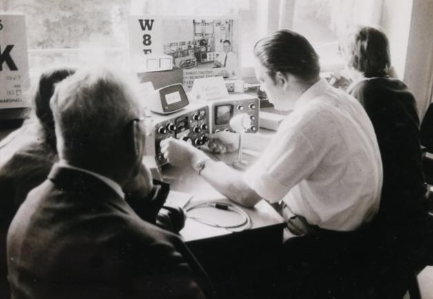 75 Jahre Amateurfunk: Itzehoer Funker feiern am Hungrigen Wolf