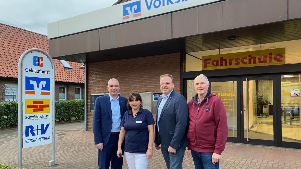 Gemeinde Rieste kauf Gebäude der Volksbank in der Ortsmitte
