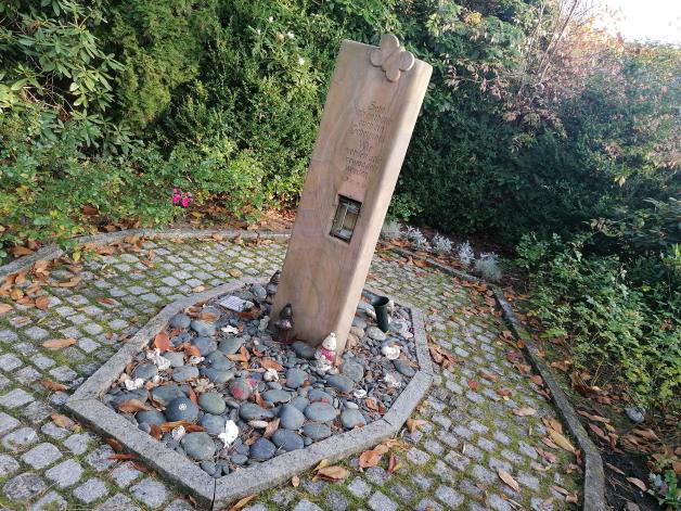 Heidefriedhof Quickborn: Trend zum Urnengrab verändert Anlage