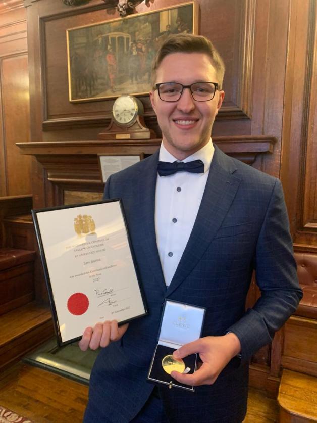 Lars Jeurink von der BP-Raffinerie Lingen in London ausgezeichnet