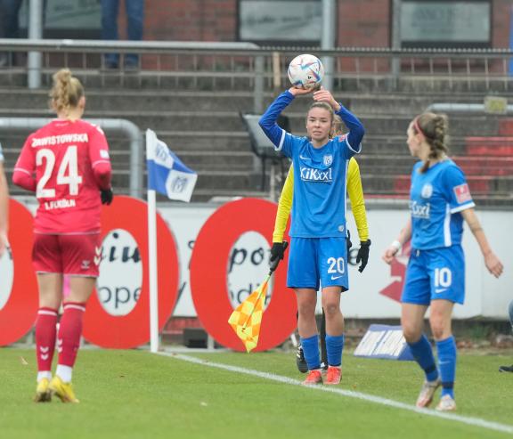 Die schönsten Bilder vom Sieg der SV-Meppen-Frauen gegen den 1. FC Köln ...