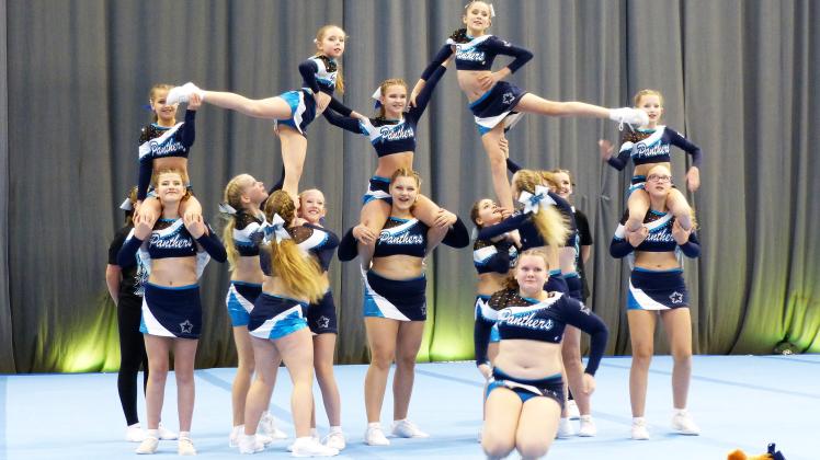 Die schönsten Fotos von der Landesmeisterschaft der Cheerleader in ...