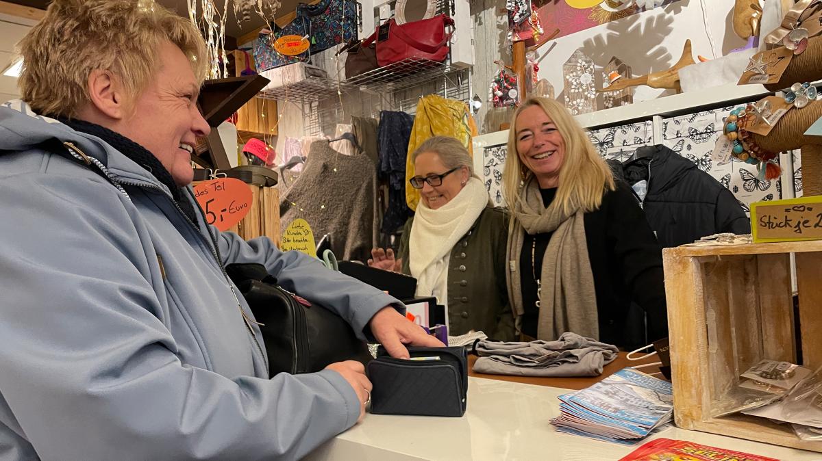 Geschäftsleute in Itzehoe mit dem Weihnachtsgeschäft zufrieden