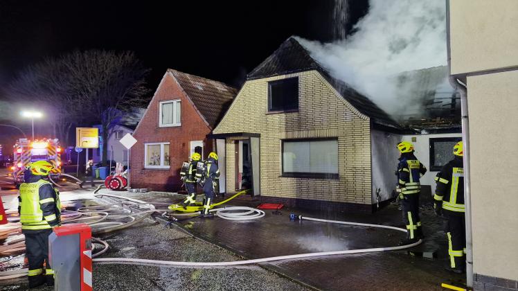 Erneutes Feuer in Heide: Familienhaus fällt Flammen zum Opfer