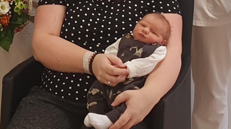 Erstes Baby 2023 im „Boni“ in Lingen lässt sich Zeit