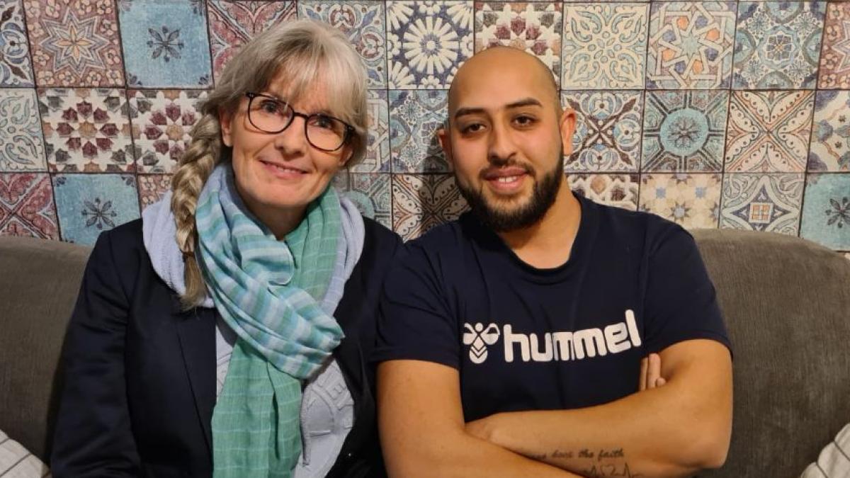 Afghane Omid Jafari in Rendsburg nicht mehr obdachlos | SHZ