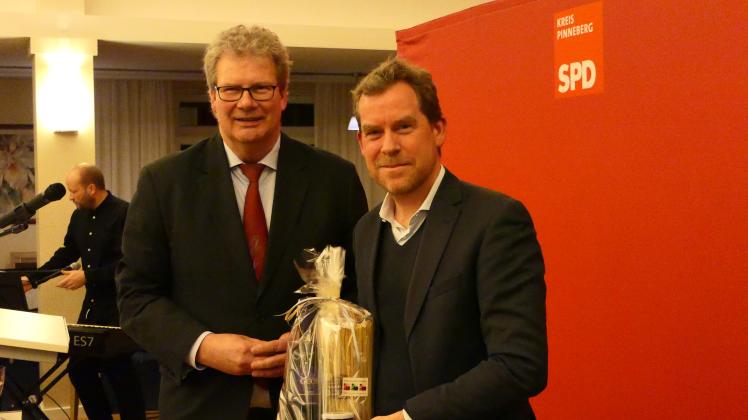 Pinneberger Genossen wollen die AfD aus dem Kreistag drängen | SHZ