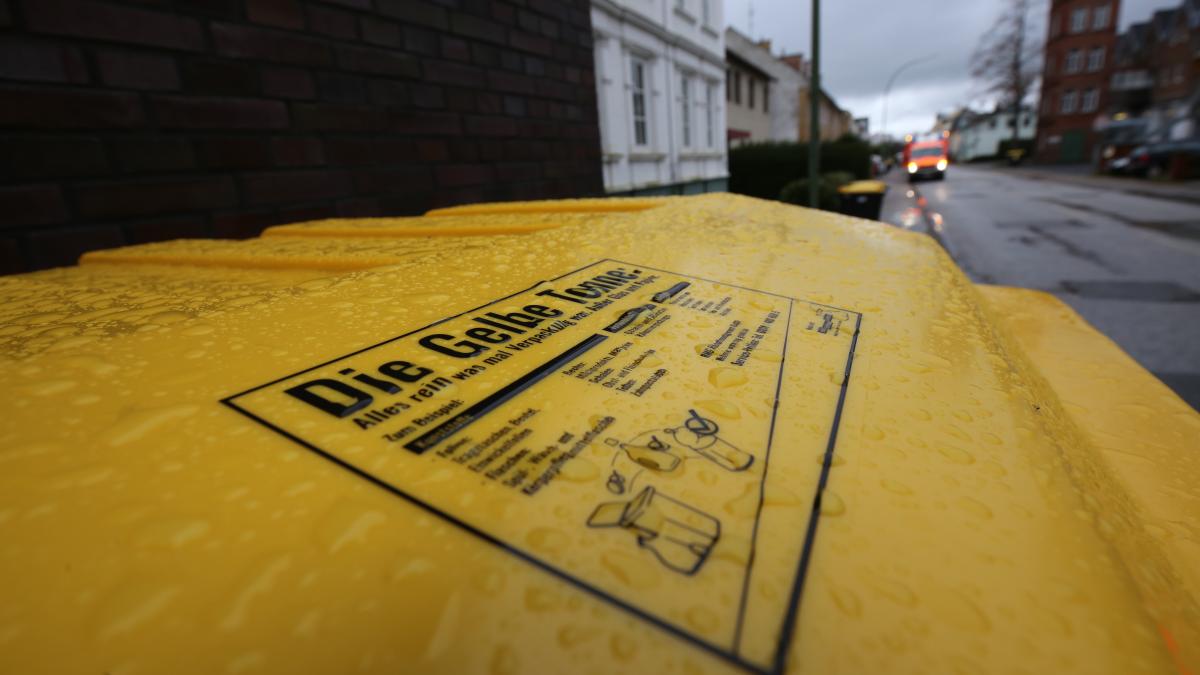 RMG verteilt in Uetersen Gelbe Tonnen