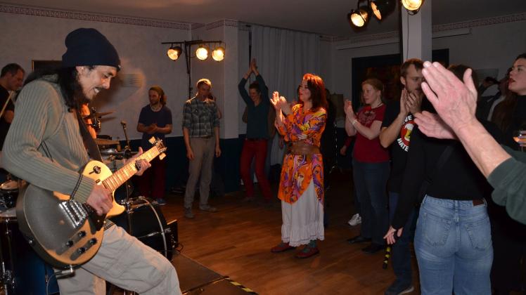 Dub Division begeistert Publikum im Kulturhaus Wilster