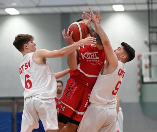 Red Devils Bramsche siegen knapp beim Derby in Quakenbrück