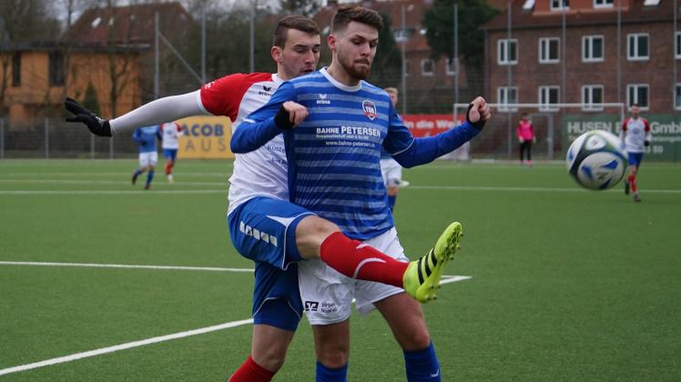 Fußballer des TSB Flensburg gewinnen Testspiel gegen Husumer SV | SHZ