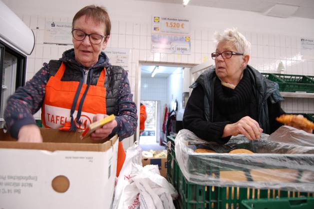 Tafel Tönning: Ehrenamtliche unterstützen 120 Bedürftige