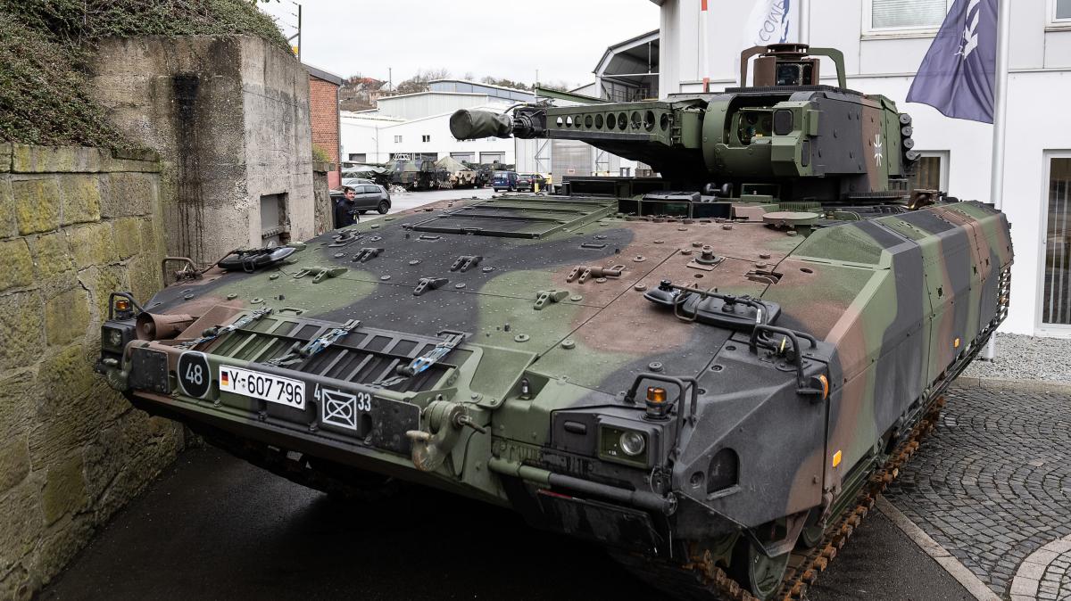 Verletzte nach Zusammenstoß von Puma-Panzern in Sachsen-Anhalt