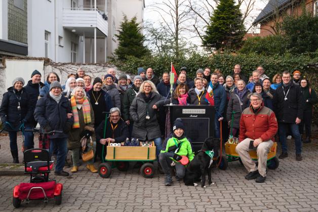 Bald Tradition? Erste Kohl- und Pinkel-Tour zieht durch Elmshorn