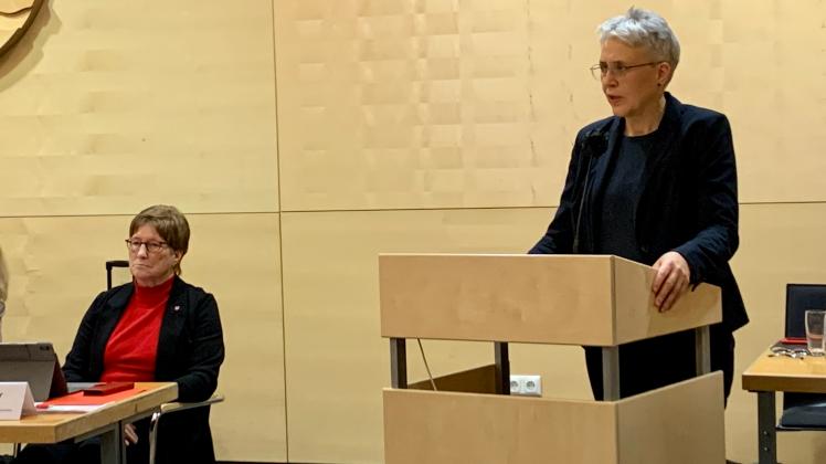 Streit um Zollamt-Verkauf: Das sagt Landrätin Elfie Heesch