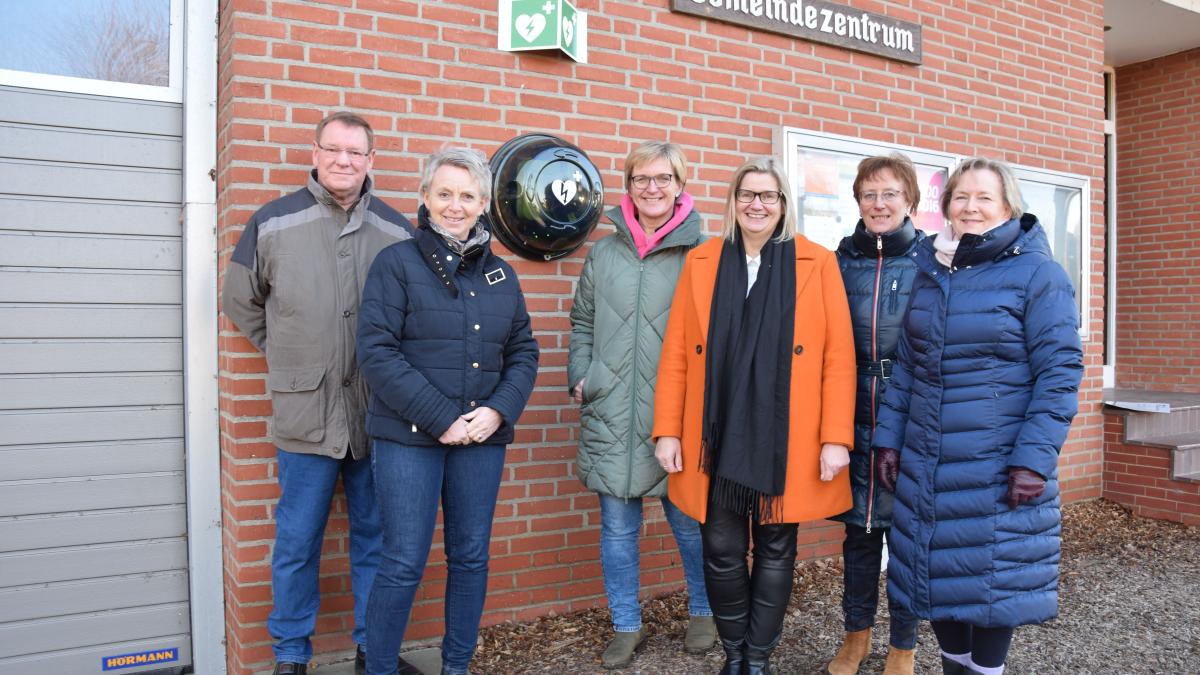 Breiholz: So rettet der neue Defibrillator im Notfall Leben