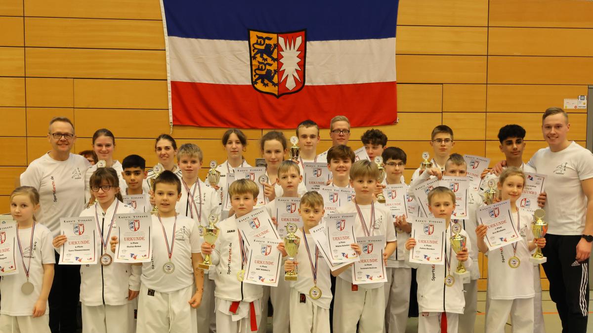 Karate: Elf Landestitel für den SSV Nübbel in Eckernförde
