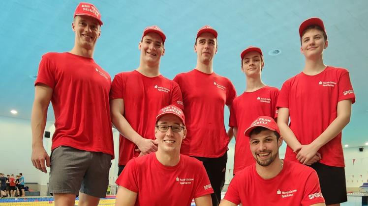 Niebüller Schwimmer verpassen Aufstieg in die 2. Liga hauchdünn