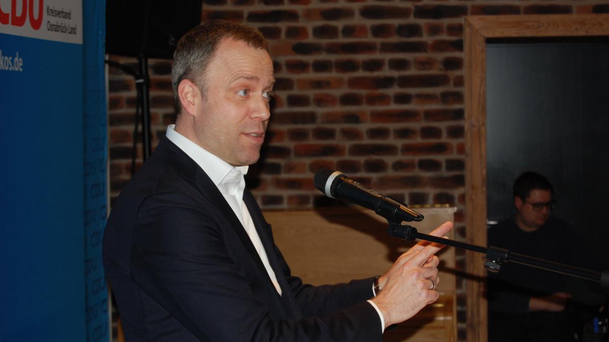 Generalsekretär Mario Czaja beim Heringsessen der Belmer CDU