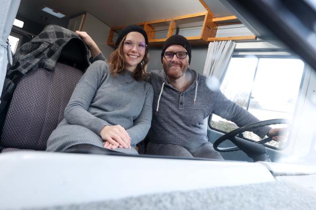 Paar aus SH geht mit Oldtimer-Wohnmobil zwei Jahre auf Weltreise
