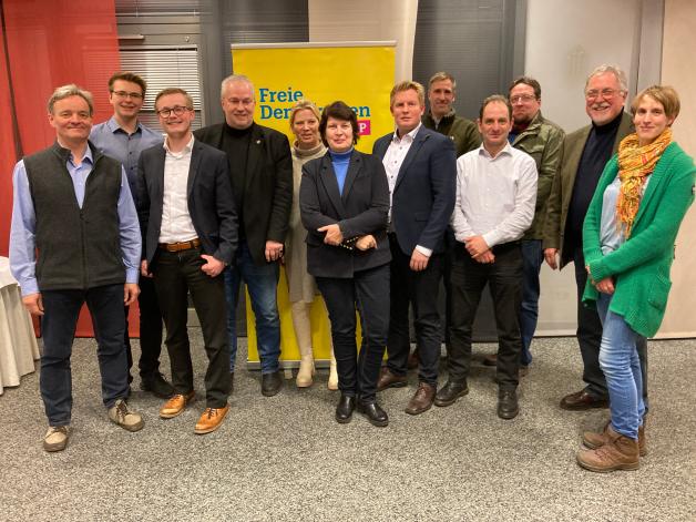 Steinburger FDP stellt Kandidaten für Kreistagswahl auf