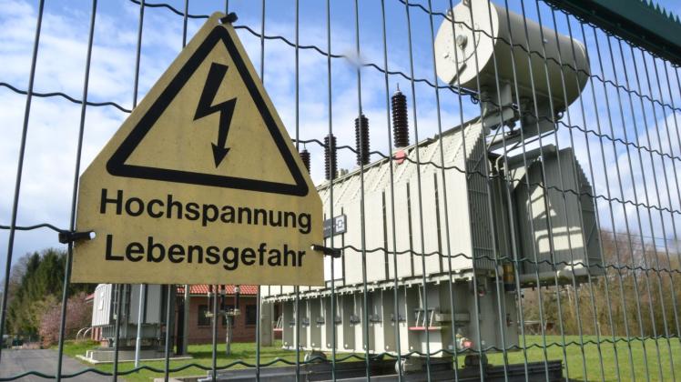 Tennet: Erster Stromkreis der 380 kV-Leitung vorzeitig im Betrieb