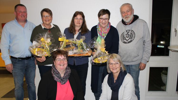 Zukunft der Tourist-Info Barmstedt ++ Helferfest in Heede