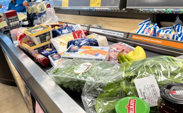 Selbstversuch: Madlen Rieck aus Itzehoe beim Plastikfasten