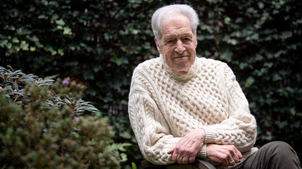 Bremens Altbürgermeister Scherf fast Opfer von Trickbetrug