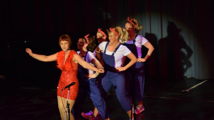 Neumünster singt und spielt 2023 im Theater der Stadthalle